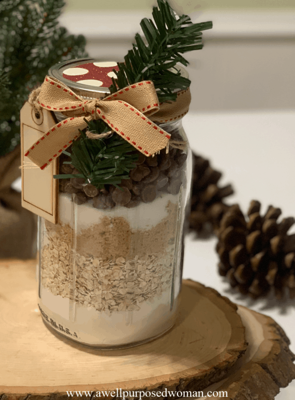 Mason Jar Cookies (Free Printable gift) - A Well Purposed Woman