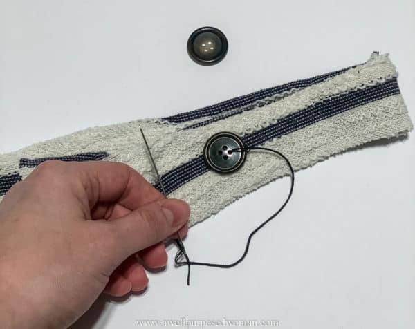 DIY Headband with Buttons for Face Masks (Free Pattern) - A Well ...